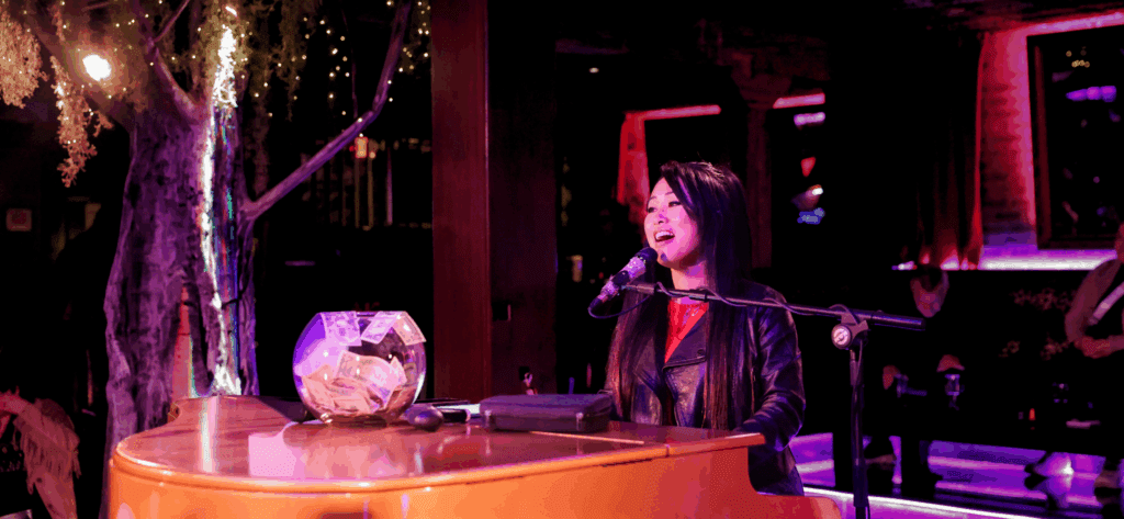 Meet Kyra Leon: Classic Roots to the Bayou Keys Stage | Lainey Wilson's ...